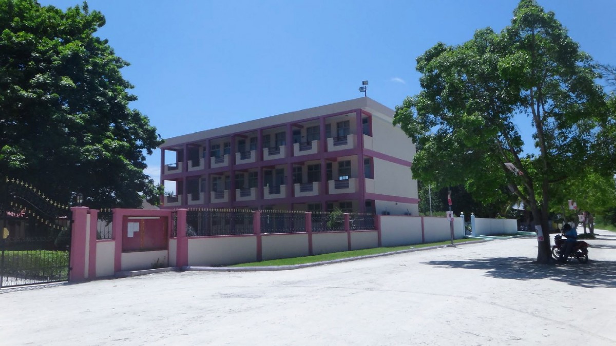 RoofSolar, Hithadhoo School, Maldives – Swimsol